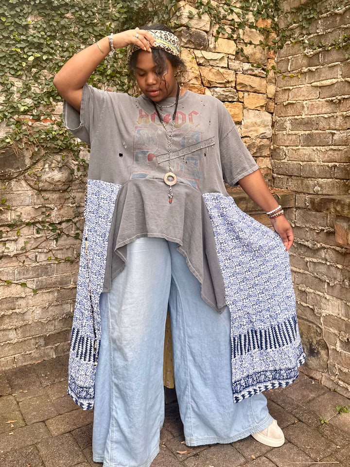 Maxi Tees – Patched Gal