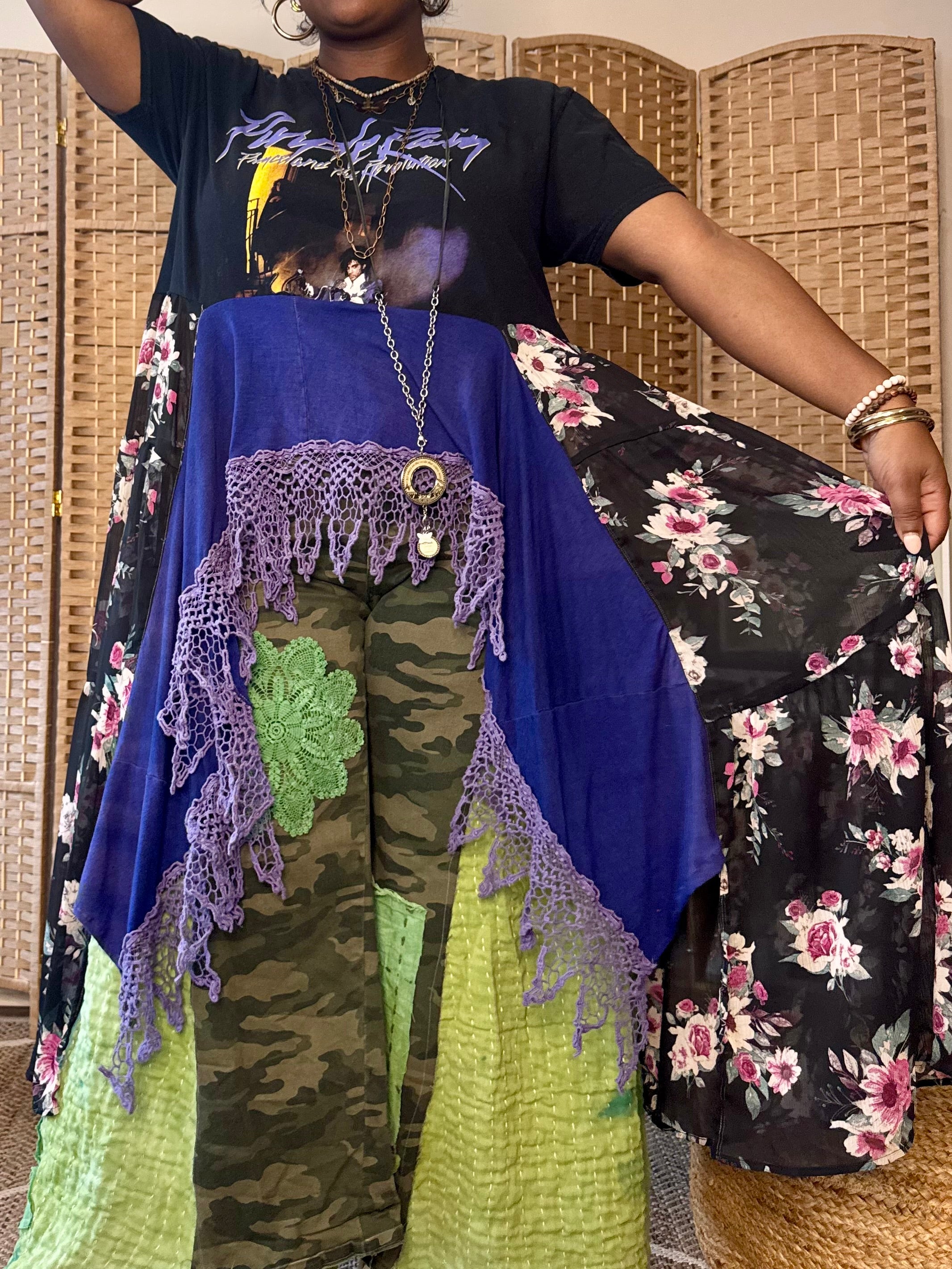 Extra Small-Extra Large Prince Maxi Tee – Patched Gal