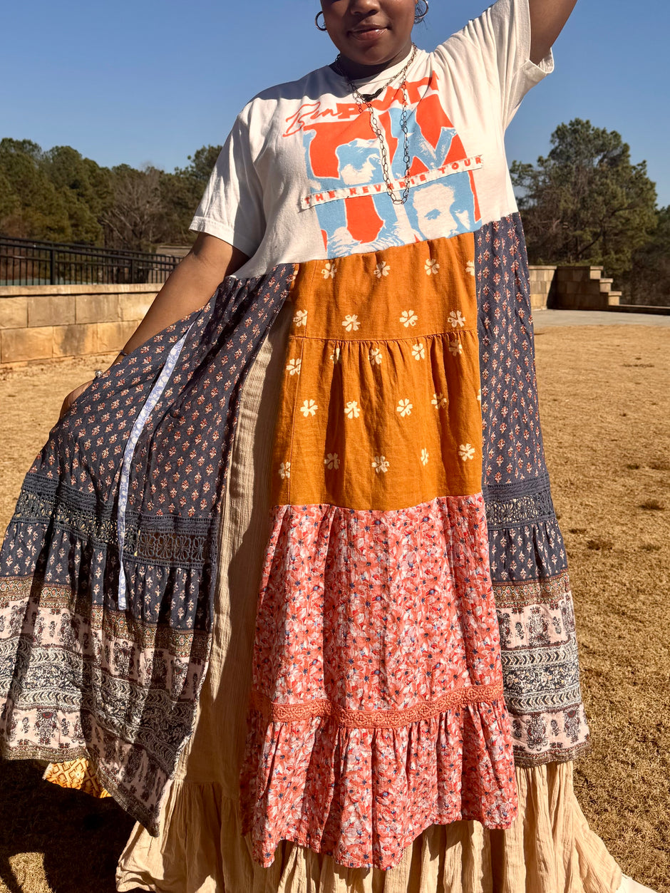 Maxi Tees – Patched Gal
