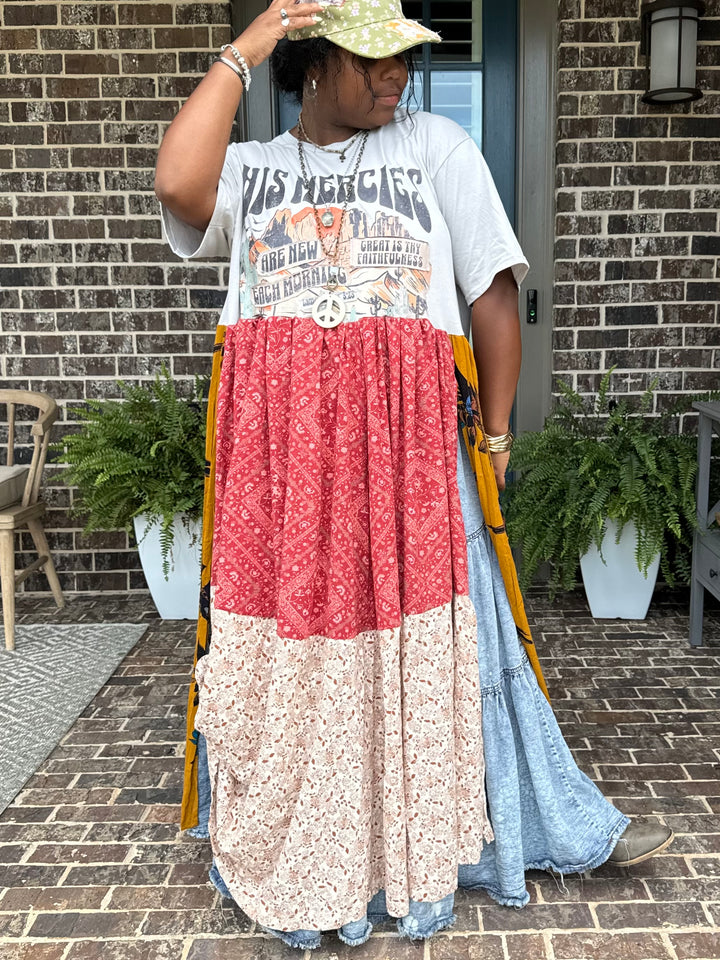 Maxi Tees – Patched Gal