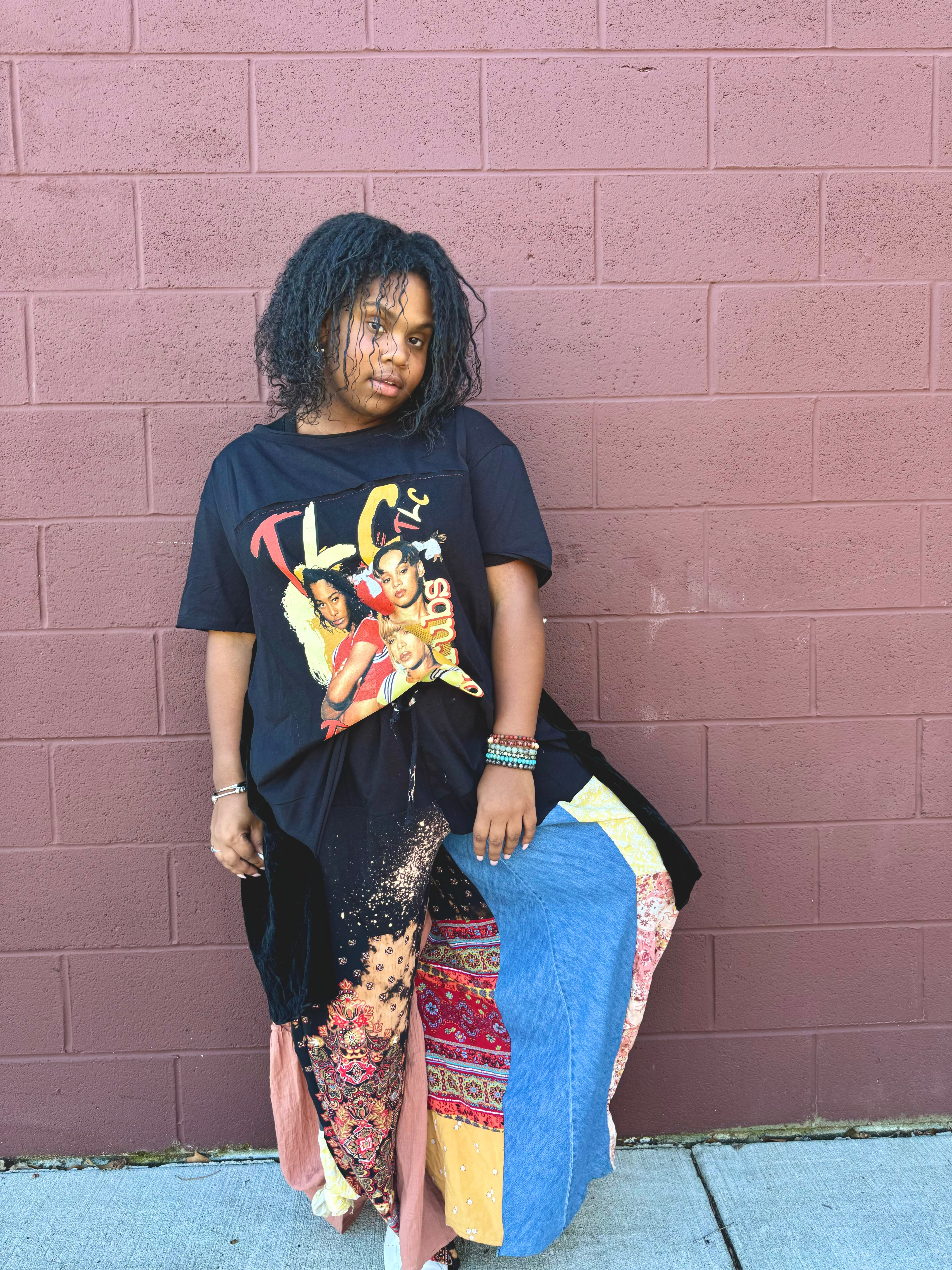 Extra Small-Extra Large TLC High Low Maxi Tee – Patched Gal