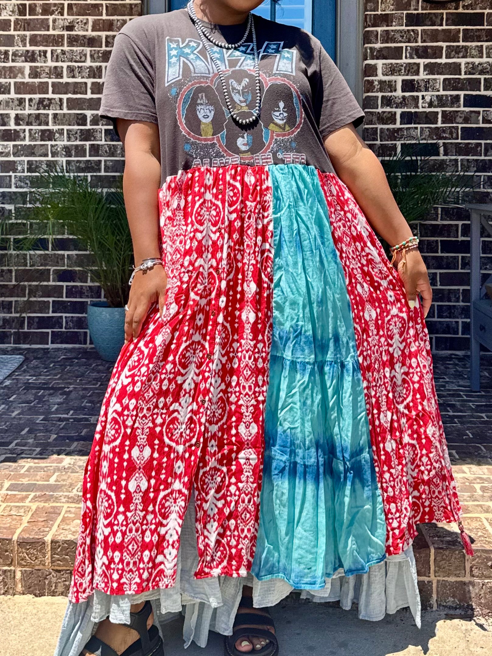 Maxi Tees – Patched Gal