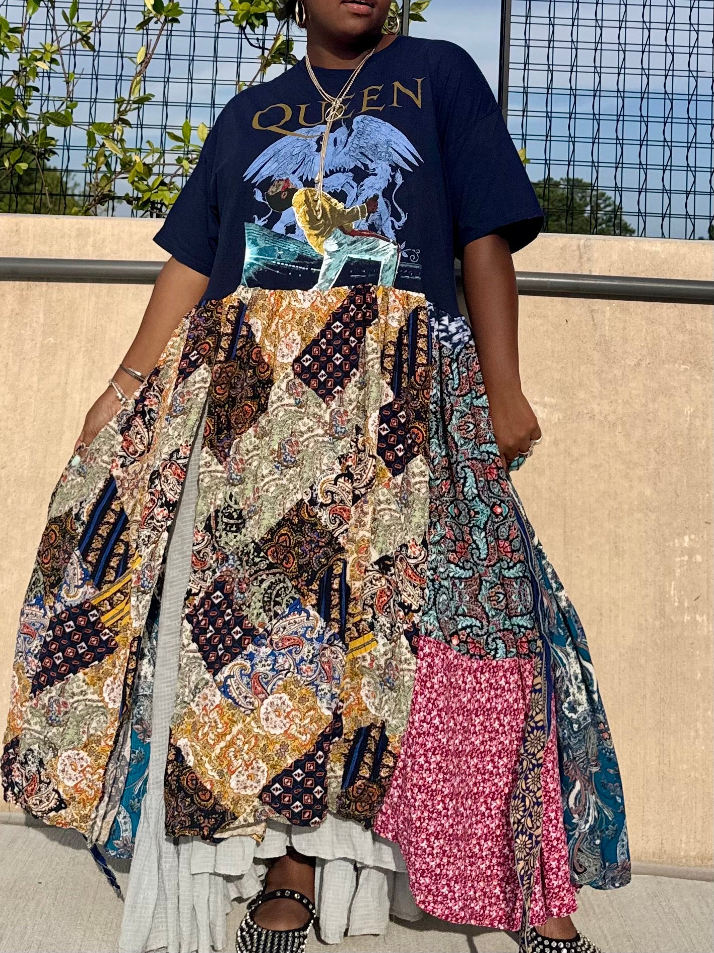 Large- 2XL Queen Maxi Tee – Patched Gal