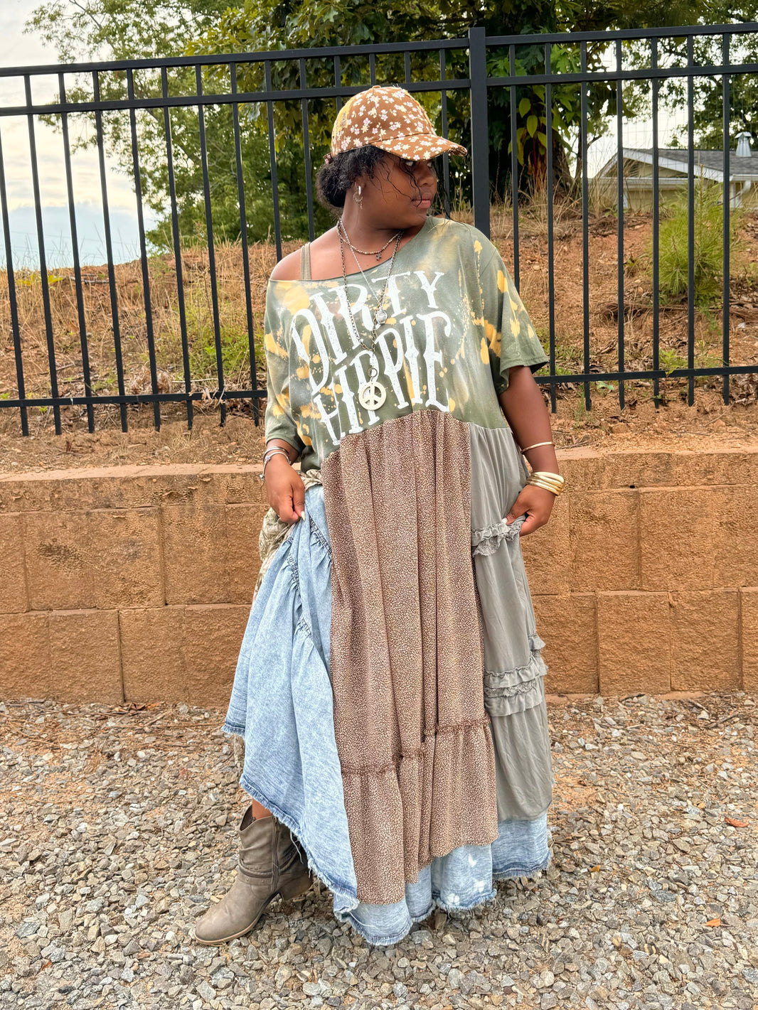 Maxi Tees – Patched Gal