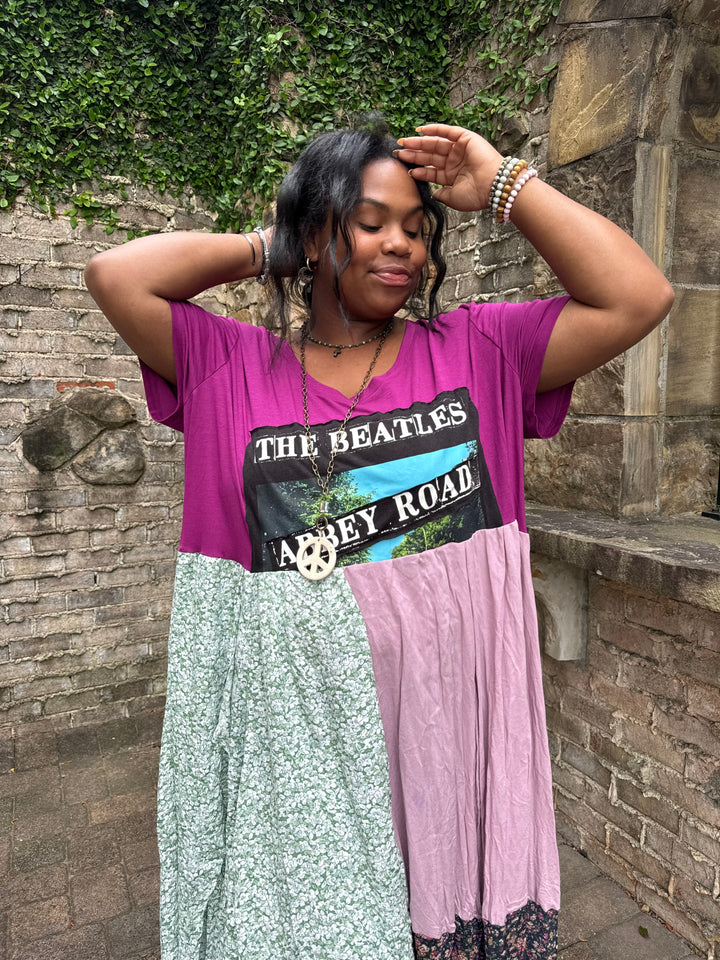 Maxi Tees – Patched Gal